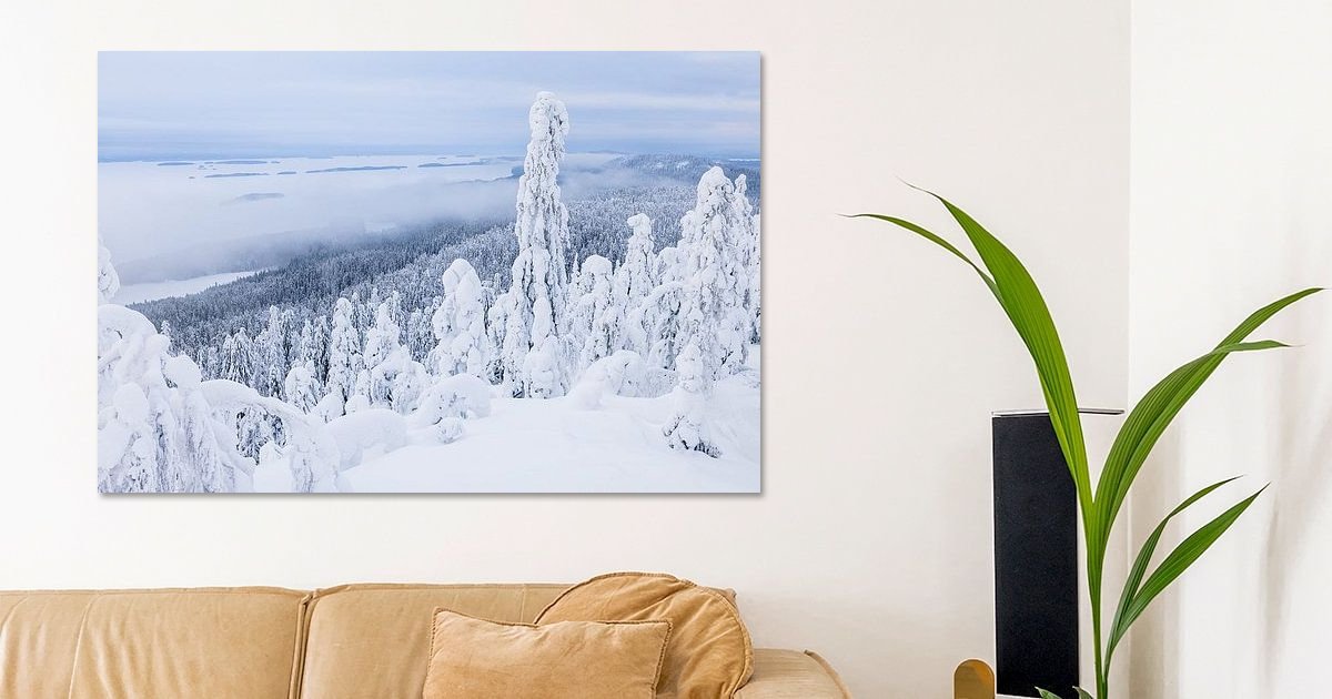 Mistig uitzicht vanaf de top van Koli NP van Martijn Smeets op canvas ...