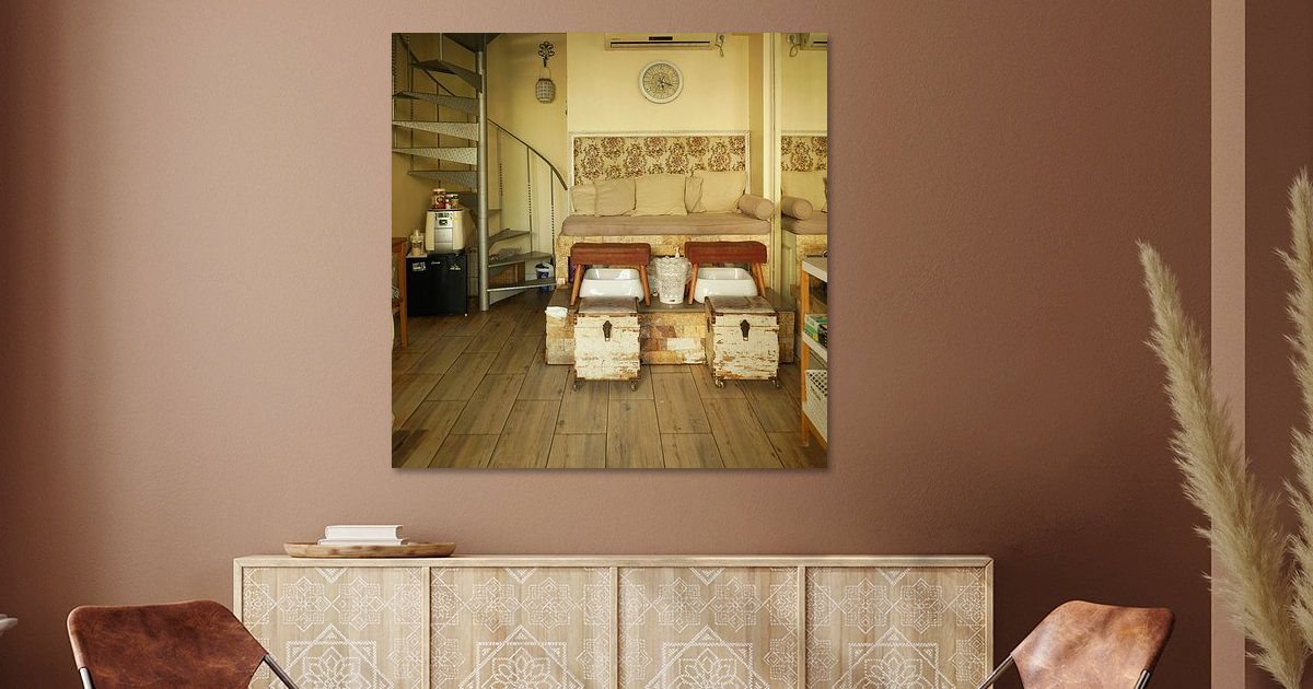 Een voetenspa in Tel Aviv. Israël. van Alie Ekkelenkamp op canvas ...