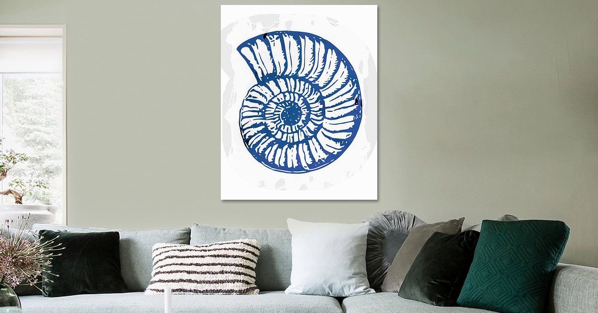 Marineblauwe schelp van FRESH Fine Art op canvas, behang en meer