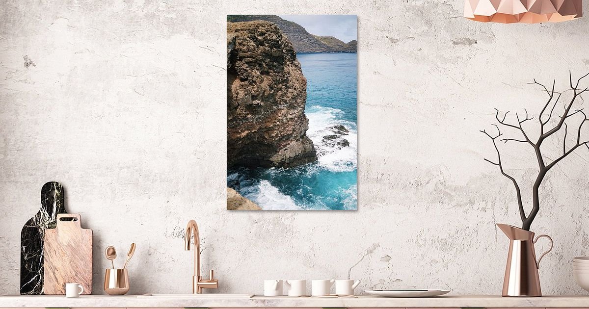 Uitzicht op rots in zee Madeira van Dian Schuurkamp op canvas, behang ...