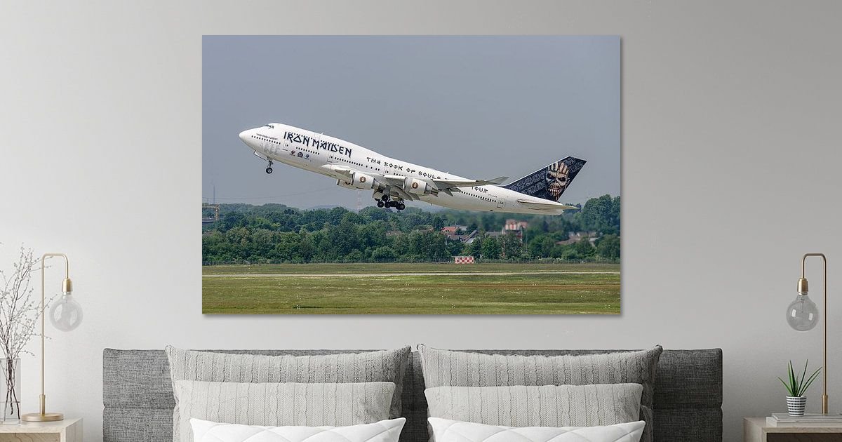 Ed Force One, Iron Maiden's Boeing 747-400. by Jaap van den Berg on ...