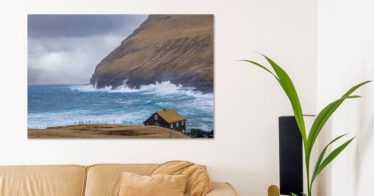 Ruwe zee bij Gjógv van Thomas Heins op canvas, behang en meer