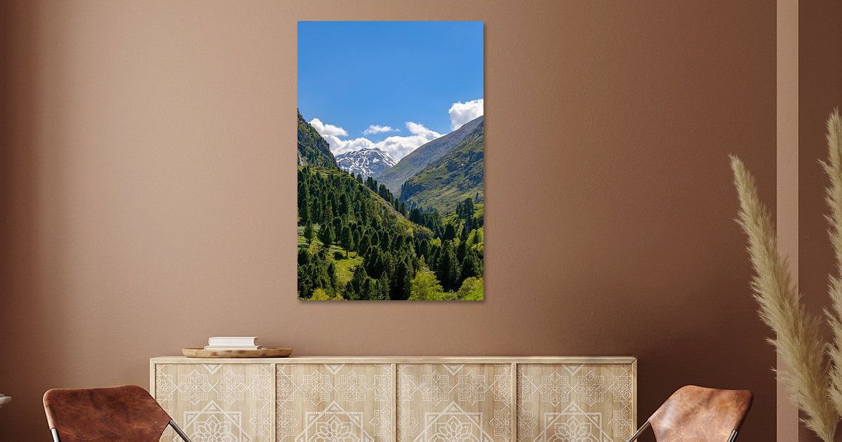 Ventraal uitzicht in de Tiroler Alpen in Austira tijdens de lente van ...