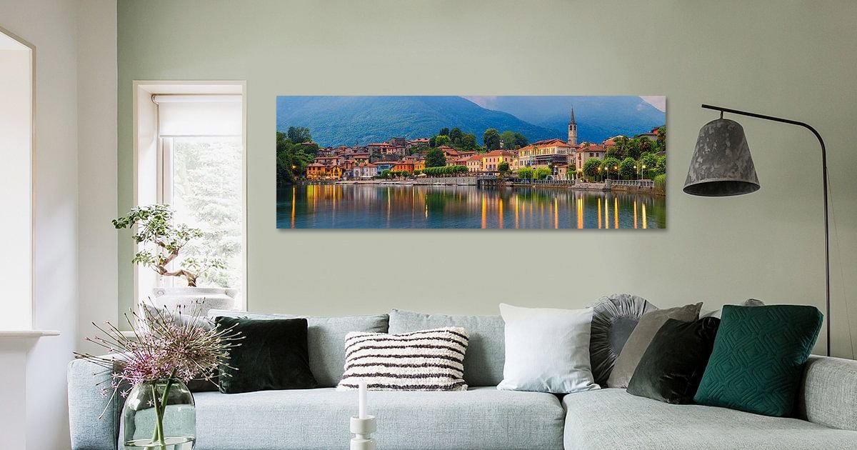 Panorama van een avond in Mergozzo, Italië van Henk Meijer Photography ...