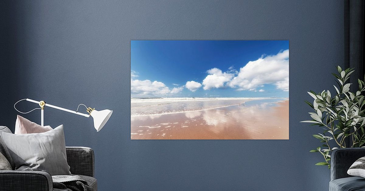 Reflectie in water op het strand van Fotografie Egmond op canvas ...