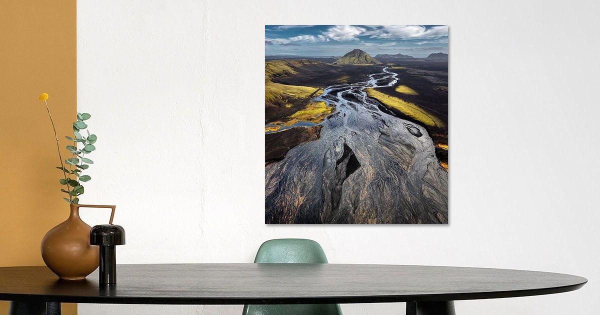 Gletsjer rivier in Ijsland van Niels Tichelaar op canvas, behang en meer