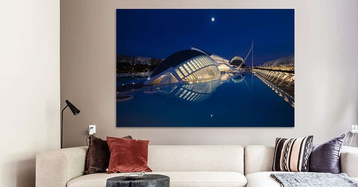 De walvis van licht – Nachtfotografie bij de Stad van Kunsten en ...