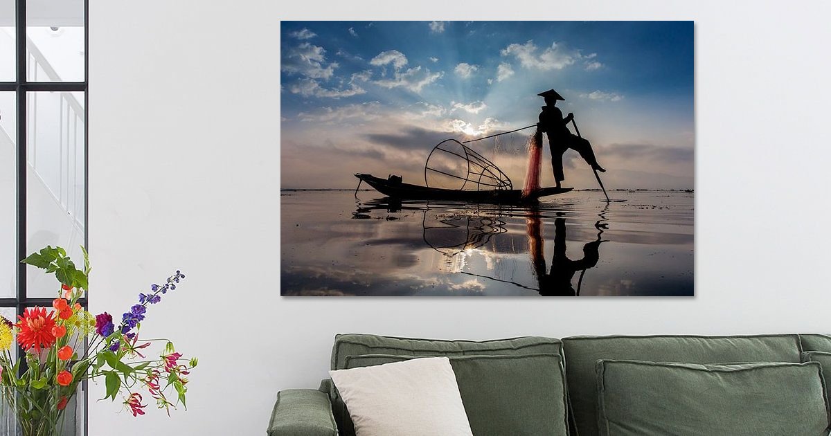 FISHERMAN AT SUNRISE vist ON TRADITIONAL WAY TO INLE LAKE IN MYANMAR ...