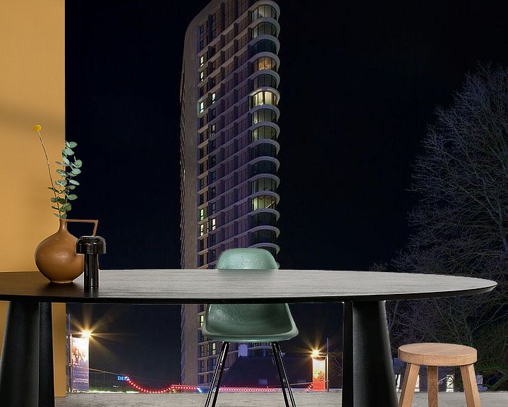 Vesteda Toren nachtfoto te Eindhoven van Anton de Zeeuw op canvas ...