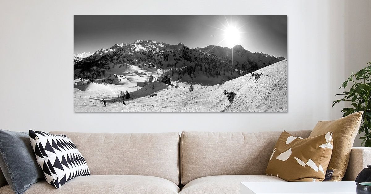 Een winterlandschap in de bergen in zwart-wit van Christa Kramer op ...