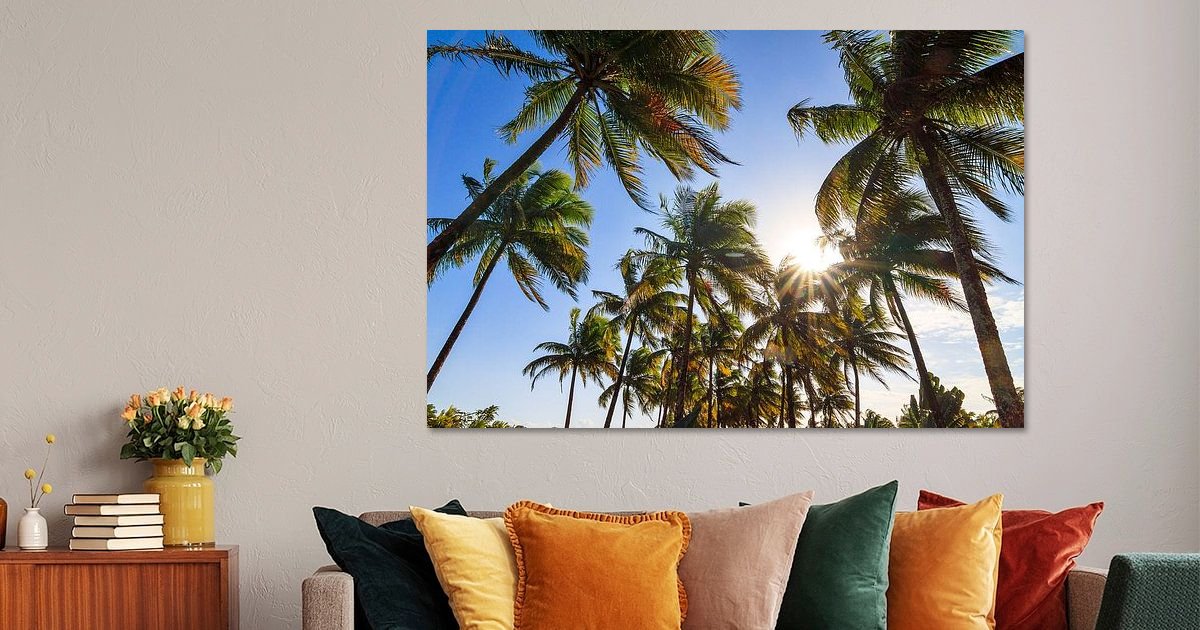 Palmen en zon van Dennis van de Water op canvas, behang en meer