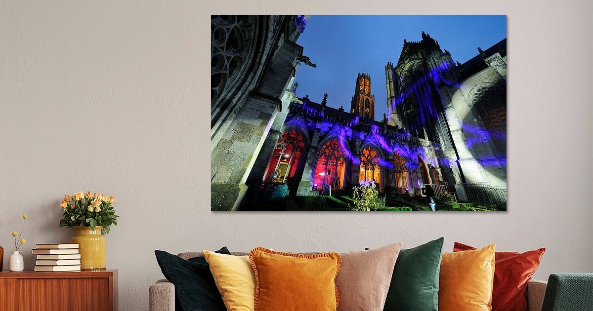 Het Pandhof bij de Domkerk in Utrecht tijdens de Museumnacht van Donker ...
