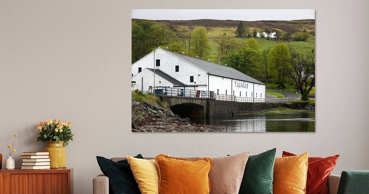 Talisker Scotch Whisky distillery in Scotland by iPics Photography on ...