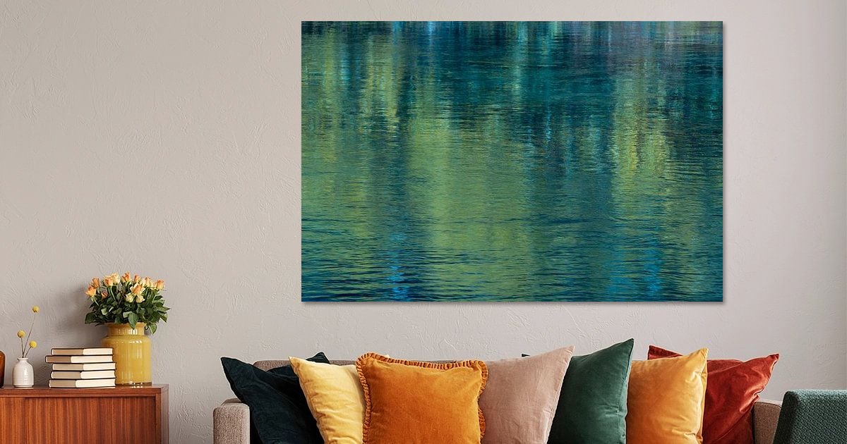Reflectie in het water van Studio Aspects op canvas, behang en meer