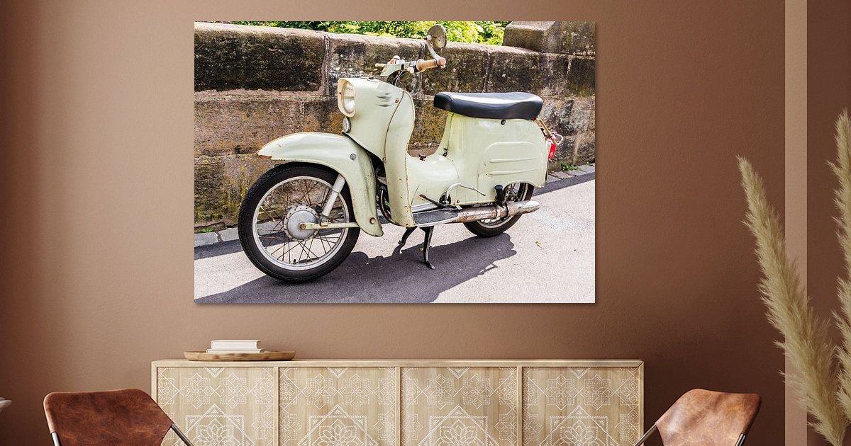 Simson Schwalbe bromfiets uit Oost-Duitsland van Animaflora PicsStock ...