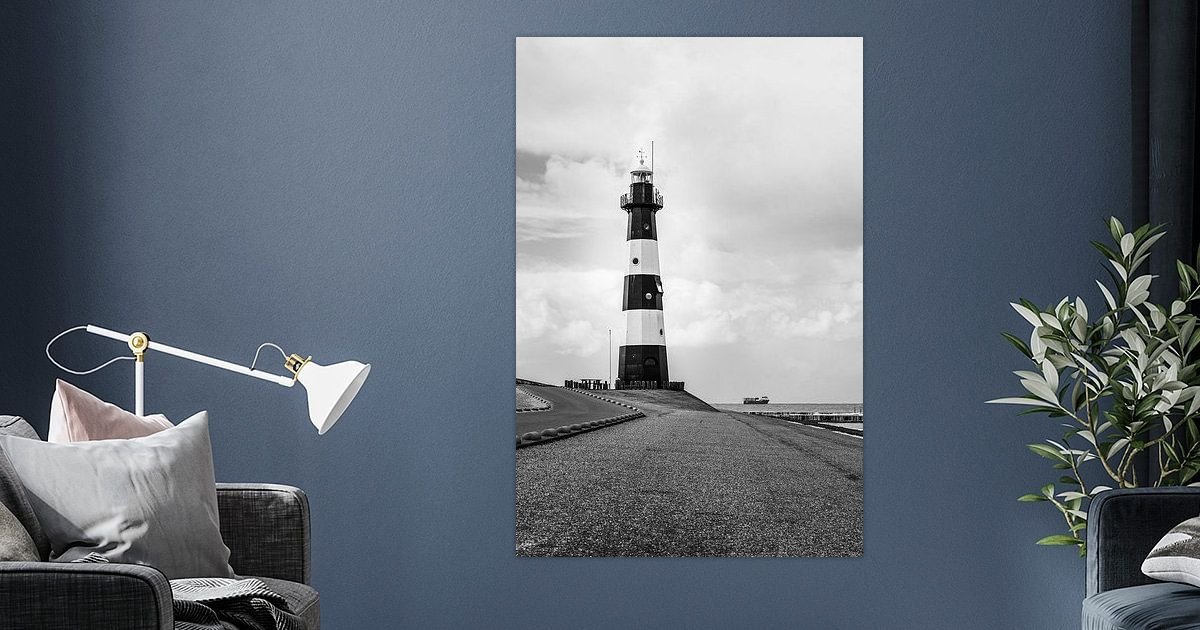 Lighthouse Nieuwe Sluis (Breskens) in black and white l Reis ...