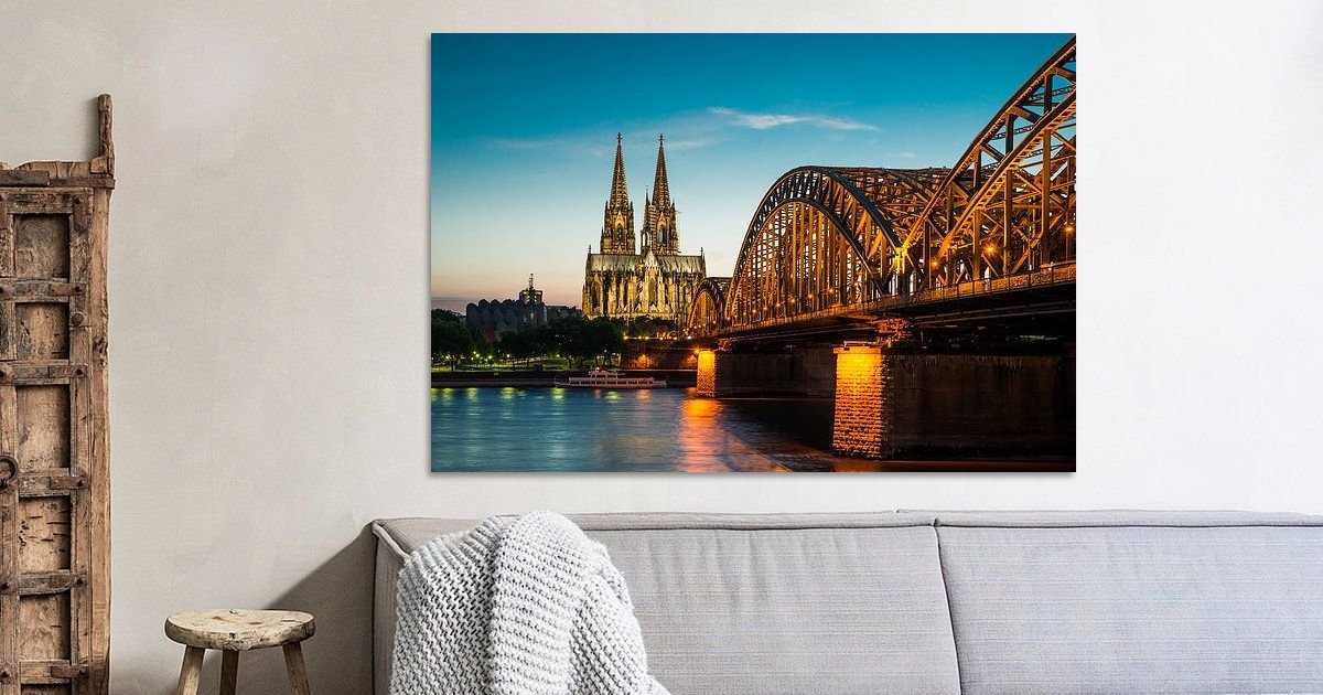 Keulen in de avond van davis davis op canvas, behang en meer